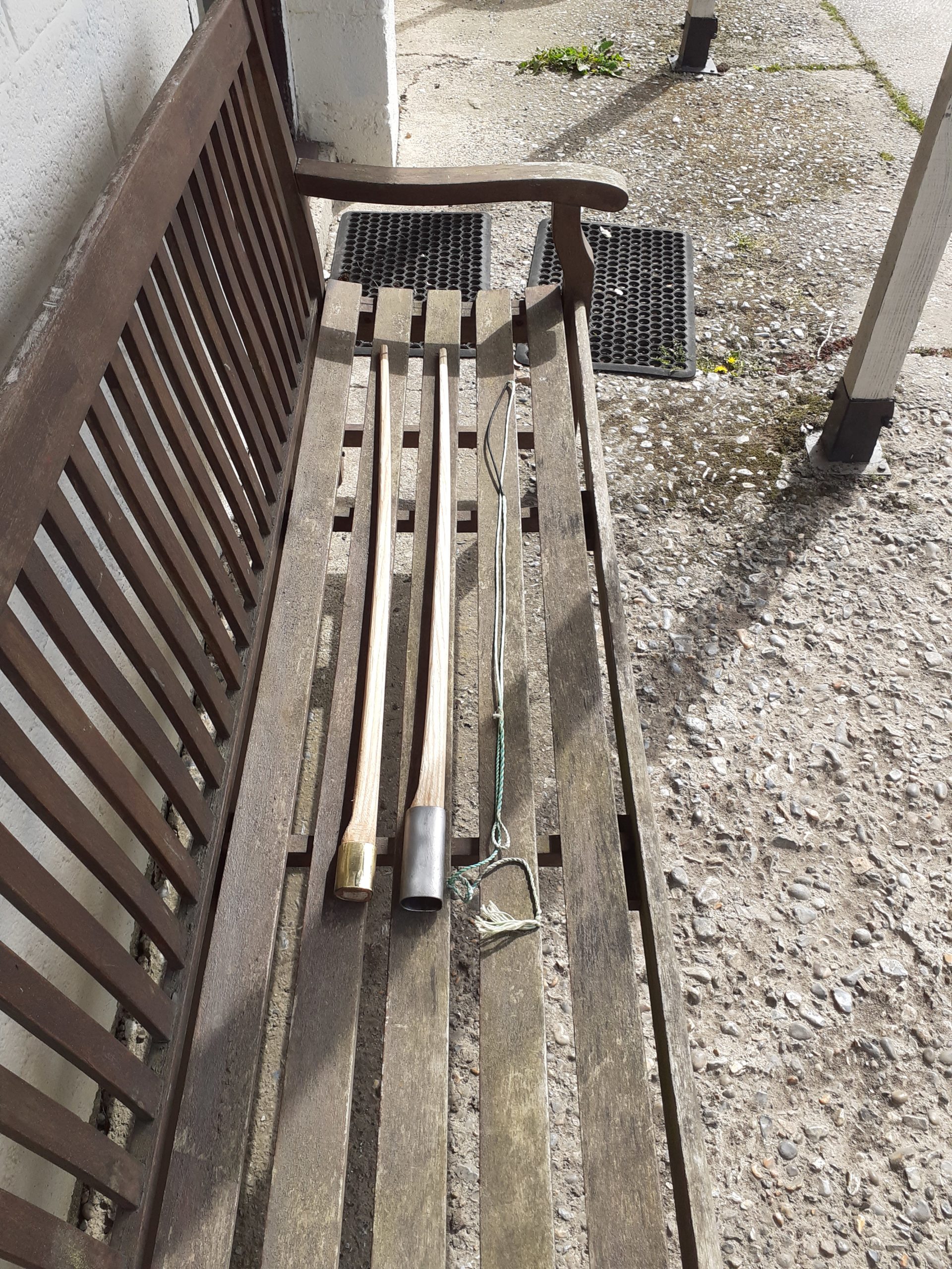 A Take-Down Longbow - Medieval Warbows and Longbows